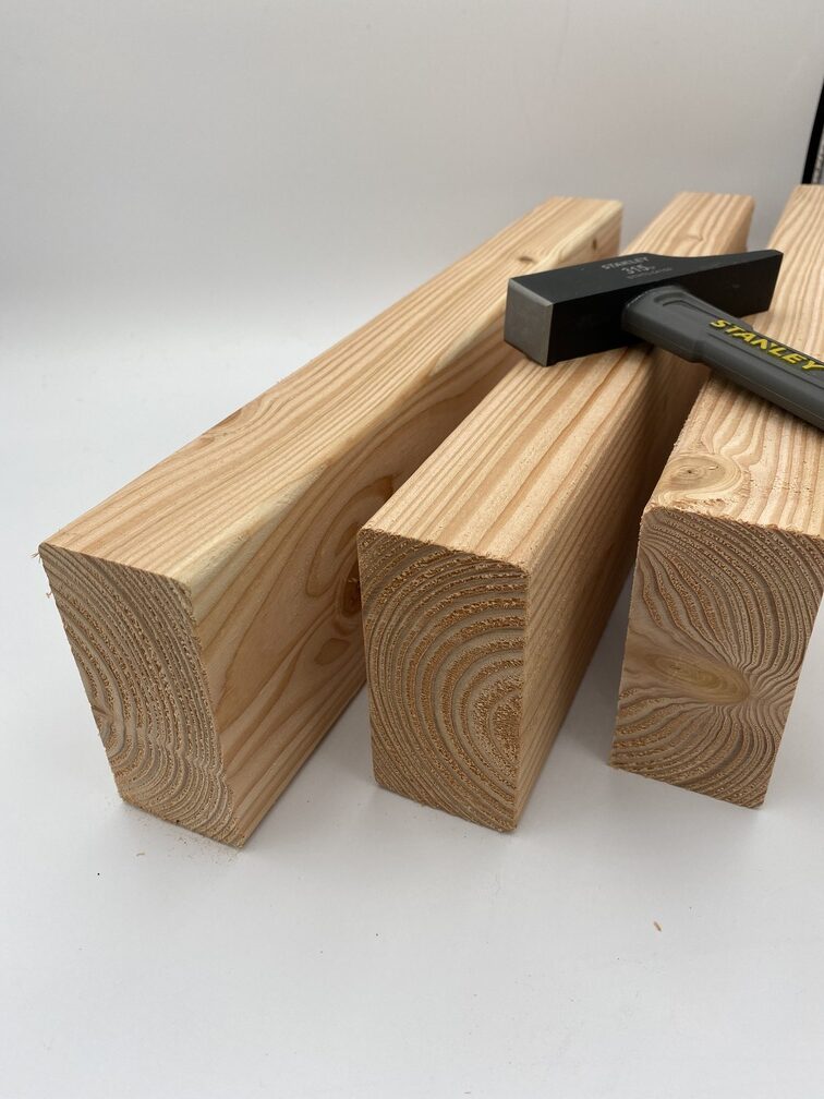 Chevron Douglas Raboté 45 x 95 mm - BOIS PLUS Magasin